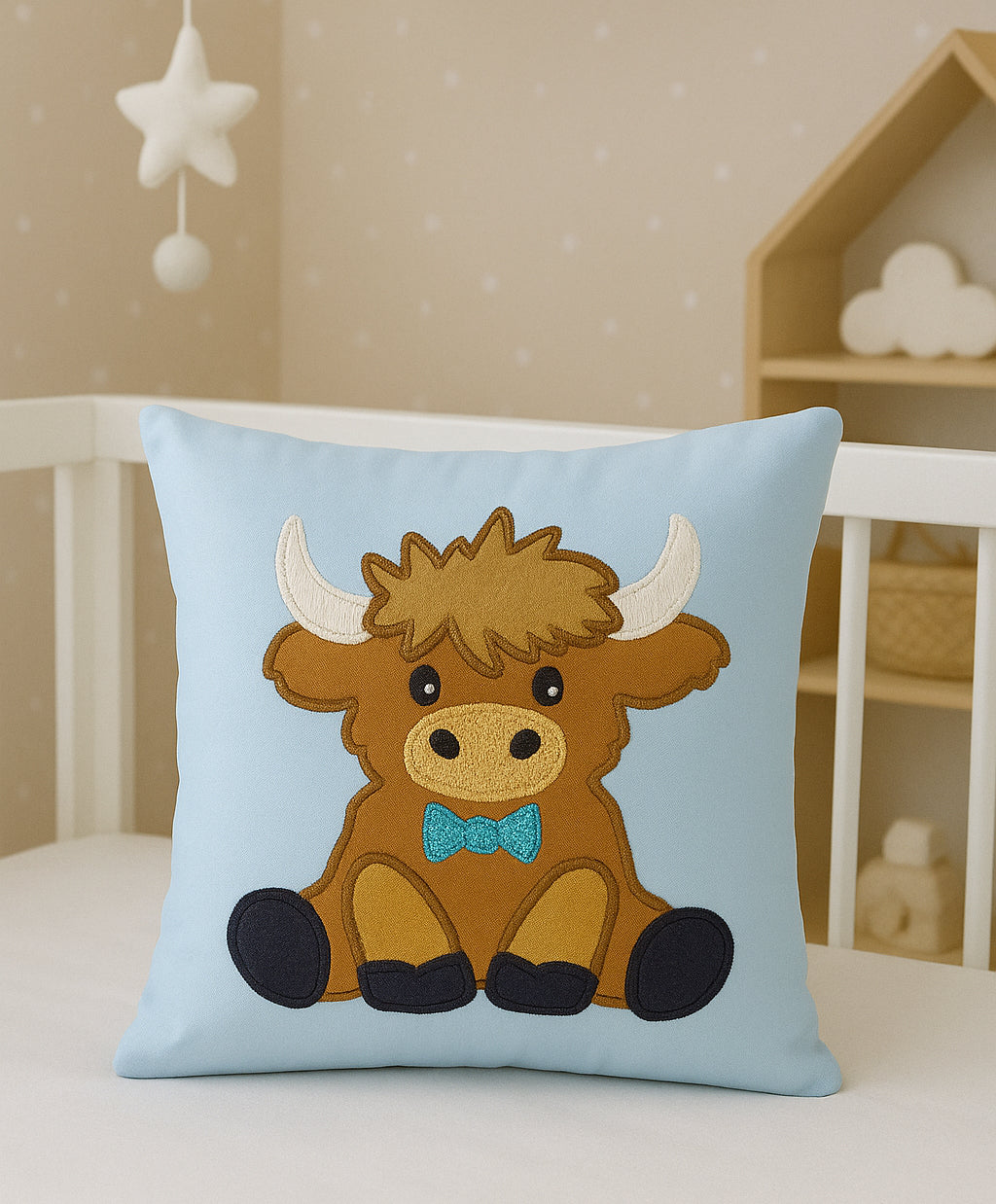 🐮 Baby Highland Cow – ITH Instant - Embroidery Download 🧵 – Laurie Kent ...